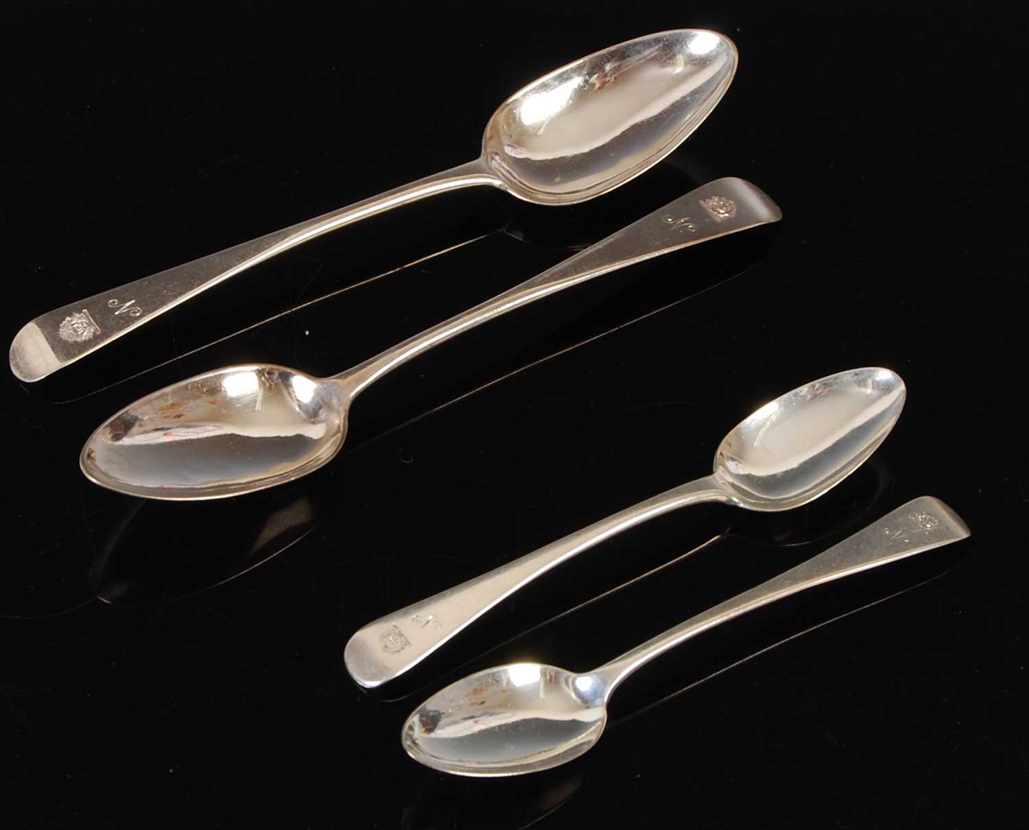 Lot 348 - A set of ten Victorian silver teaspoons,