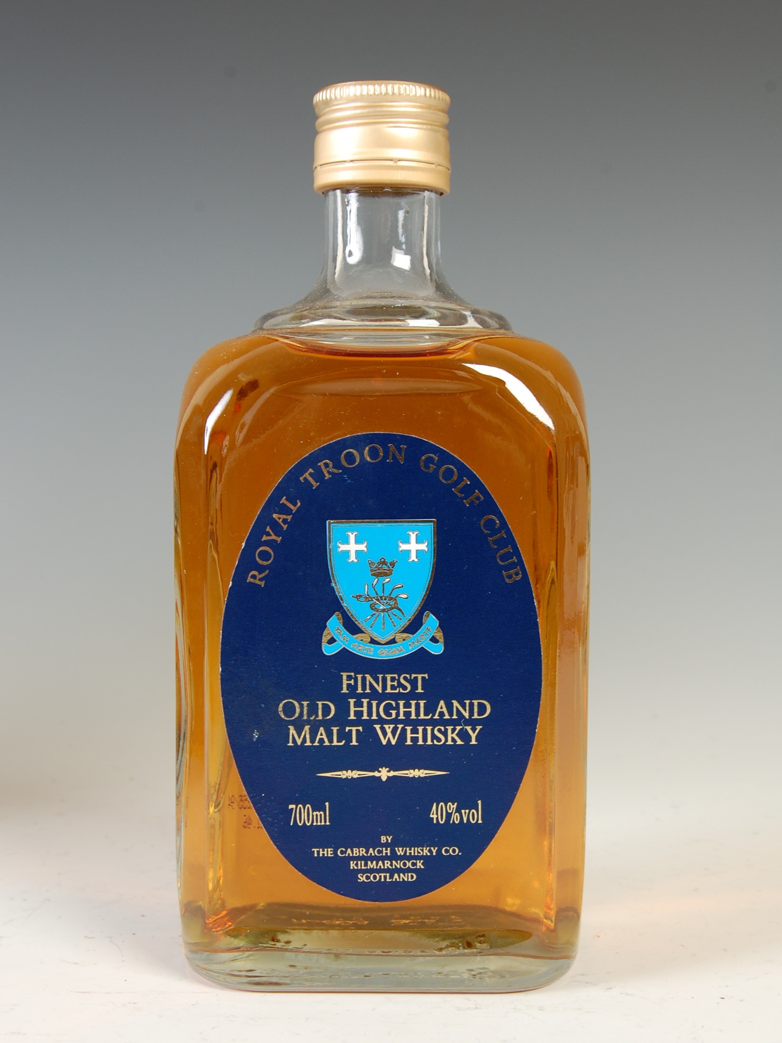 Lot 143 - A boxed bottle of Royal Troon Golf Club