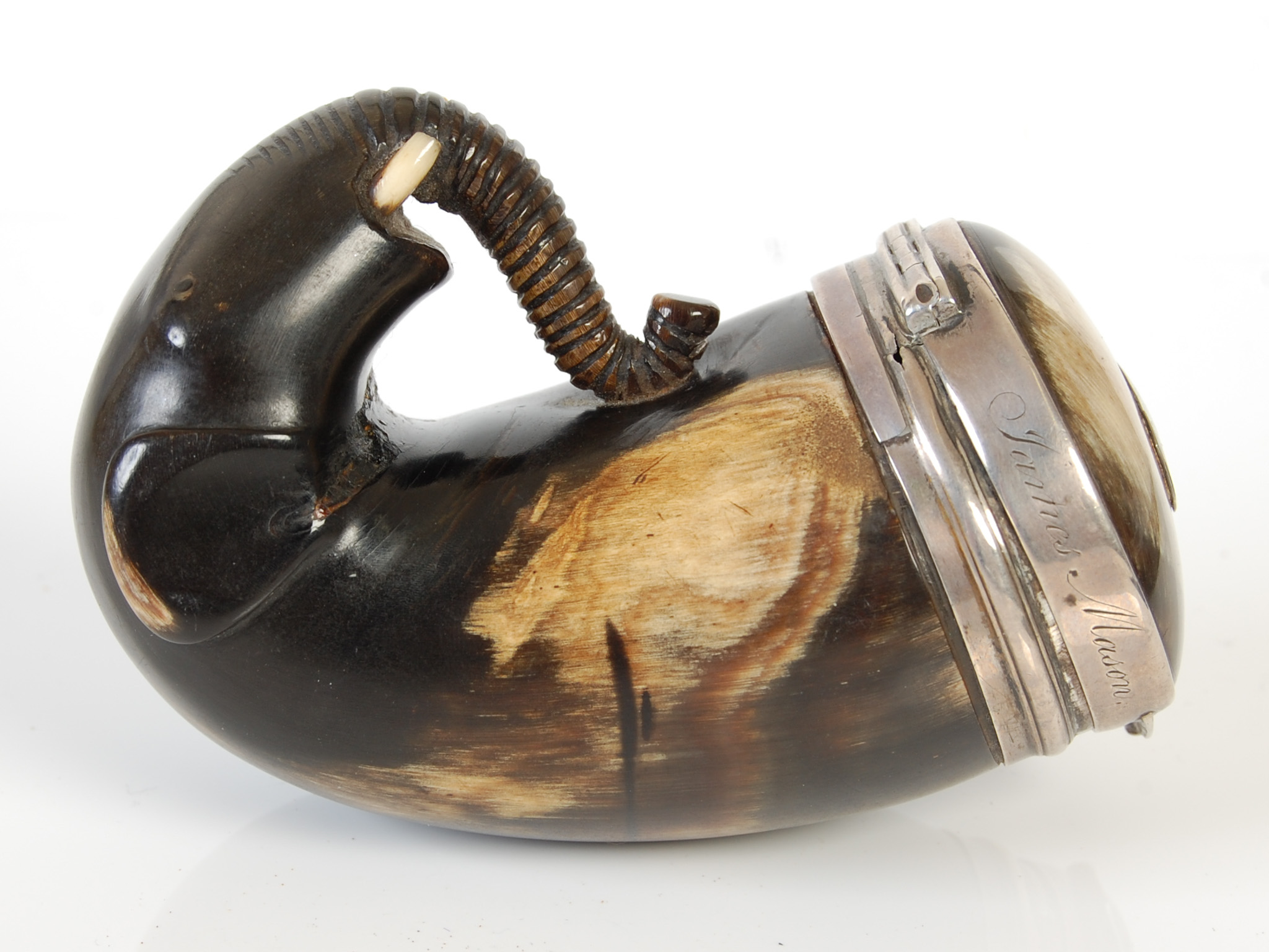 Lot 242 - An unusual Scottish curly horn snuff mull