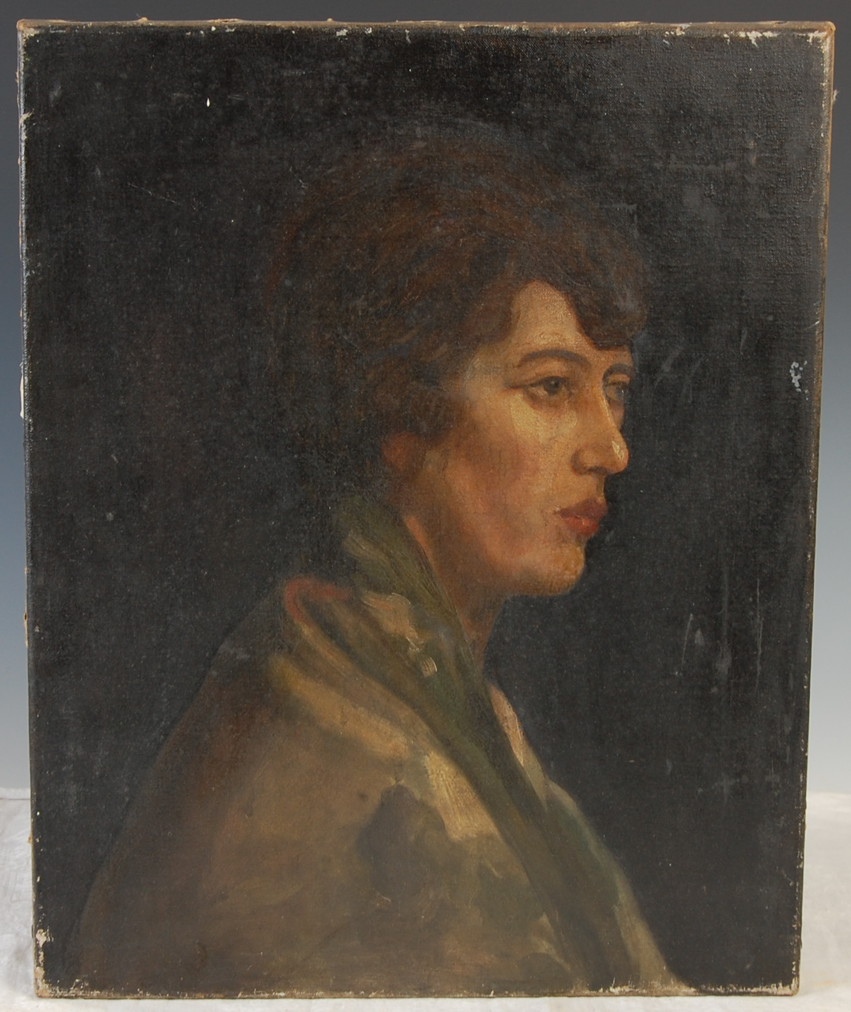 Lot 372 - Early 20th century British School Portrait