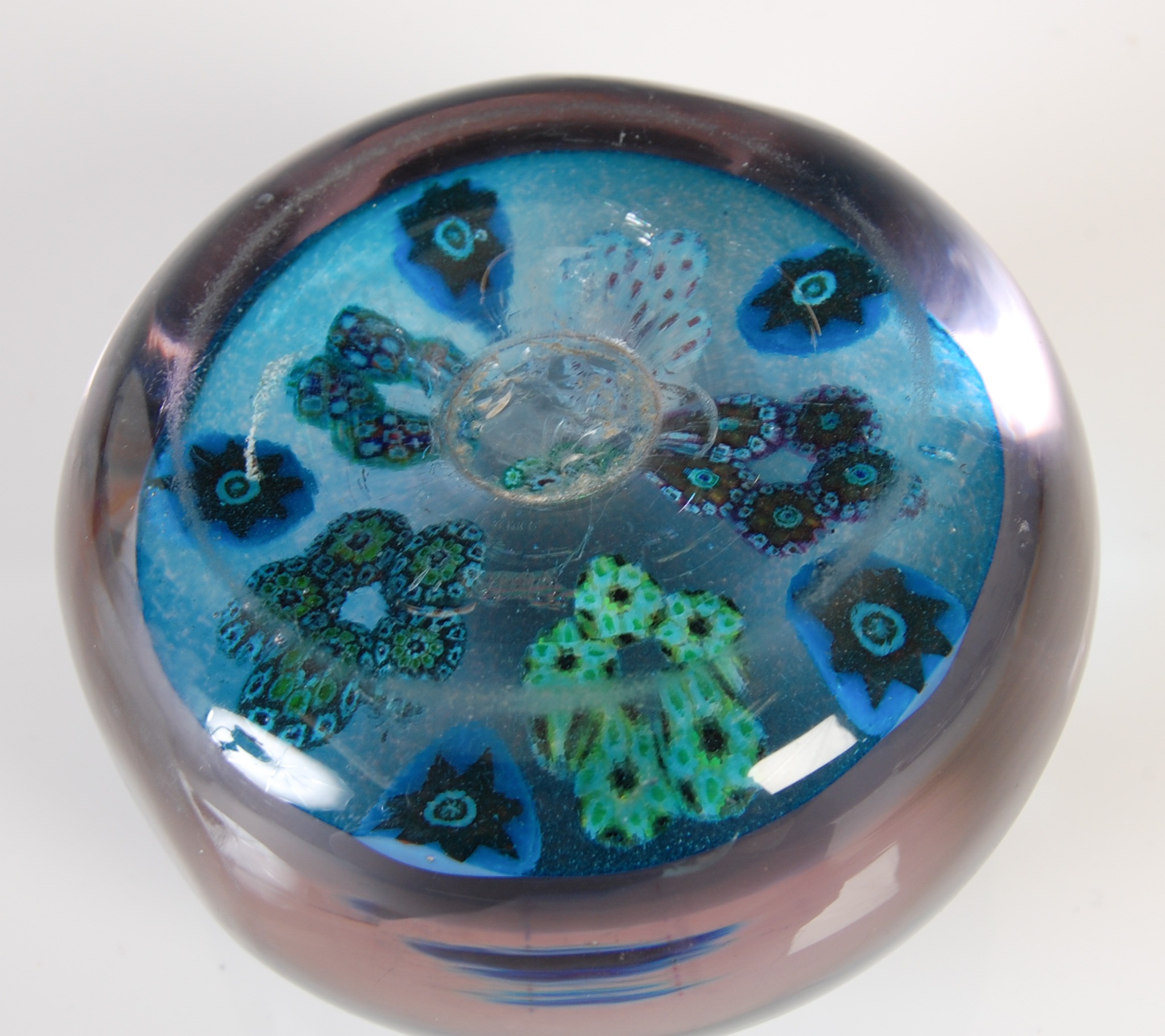 Lot 467 - Two Paul Ysart paperweights, comprising a