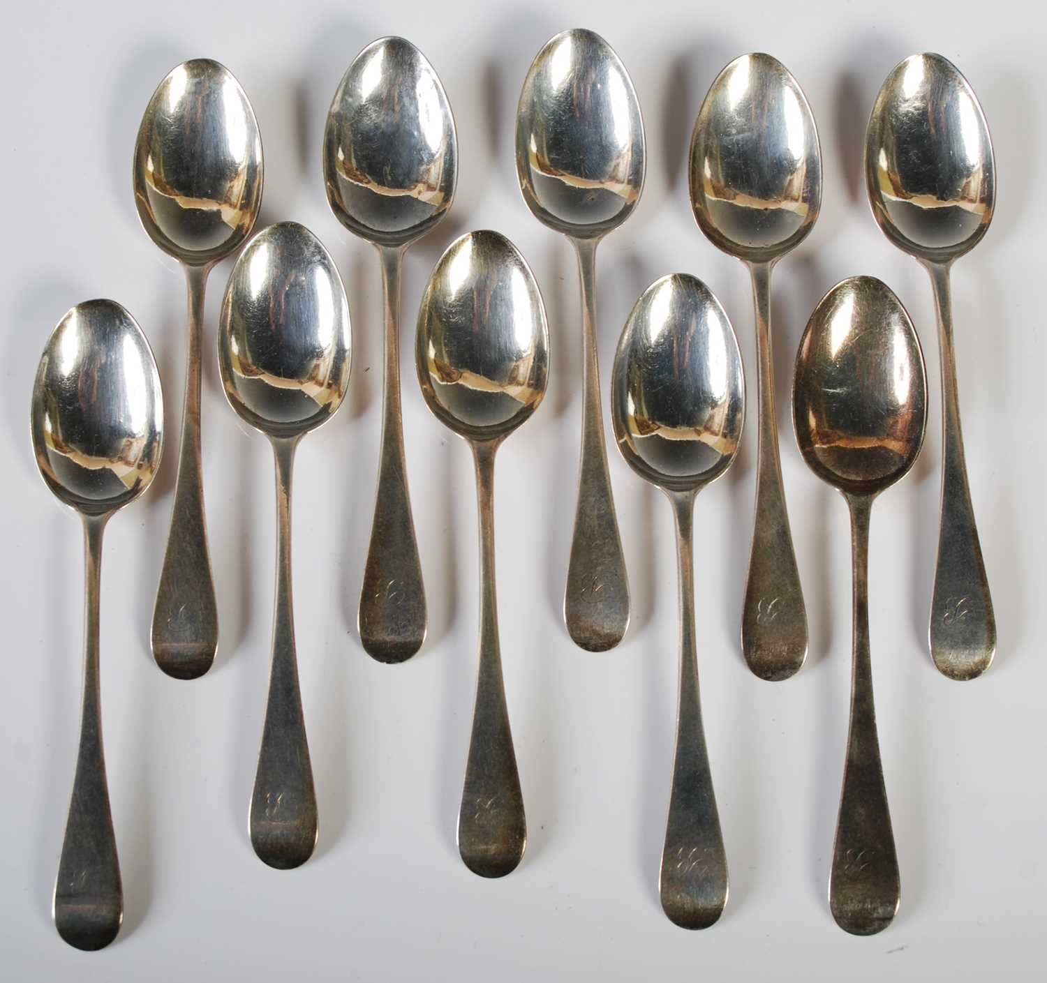 Lot 144 - A set of ten Victorian silver teaspoons,