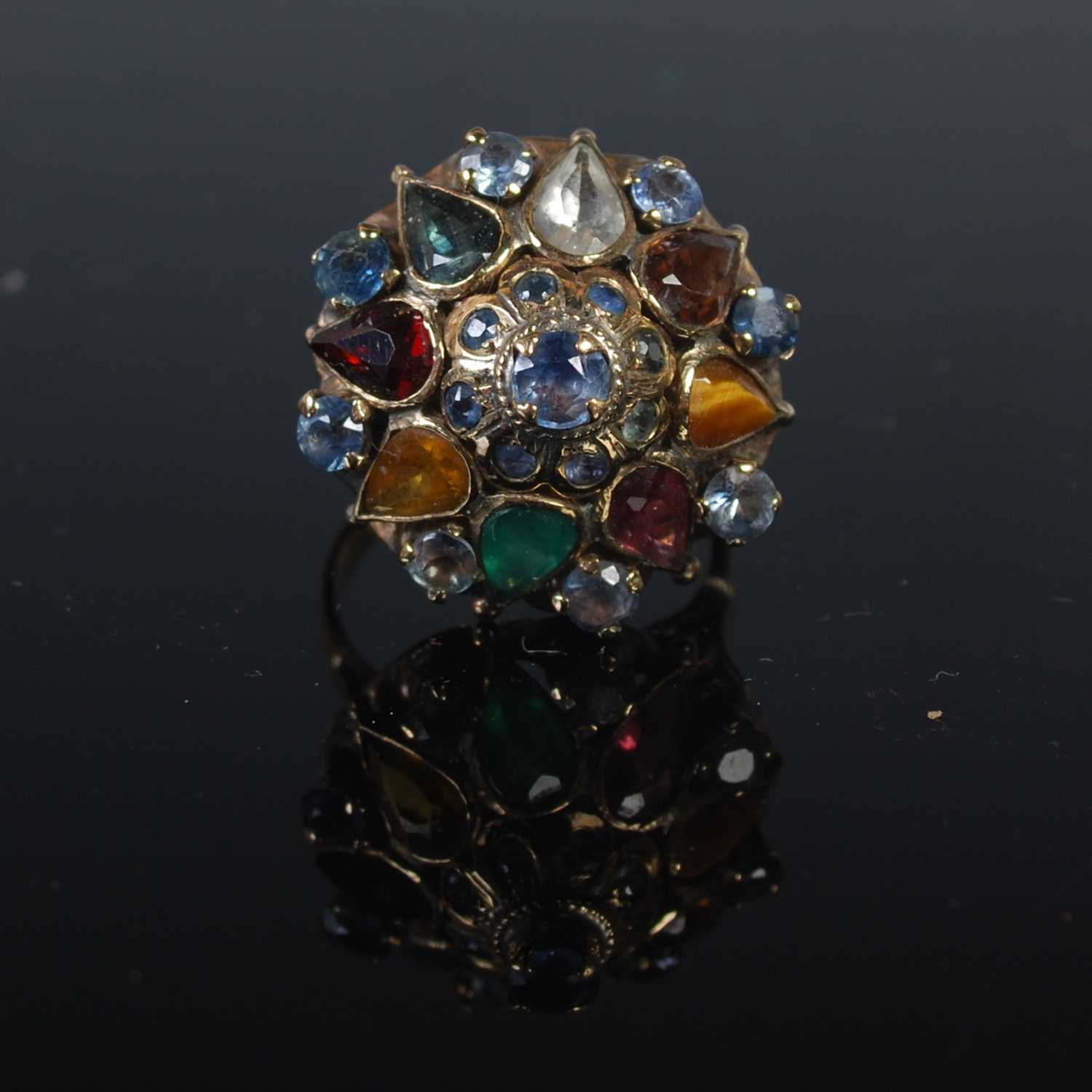 Lot 259 - A 9CT gold and coloured semi-precious gem