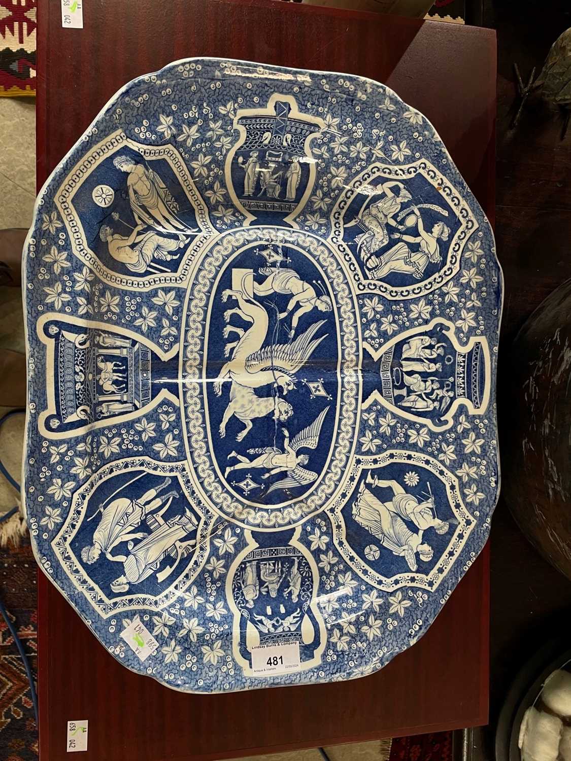 Lot 481 - A 19th century Spode Greek pattern blue and